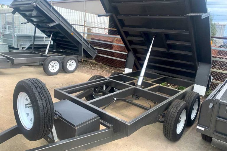Hydraulic Tipper Trailer Manufacturing Techniques - SWT Trailer